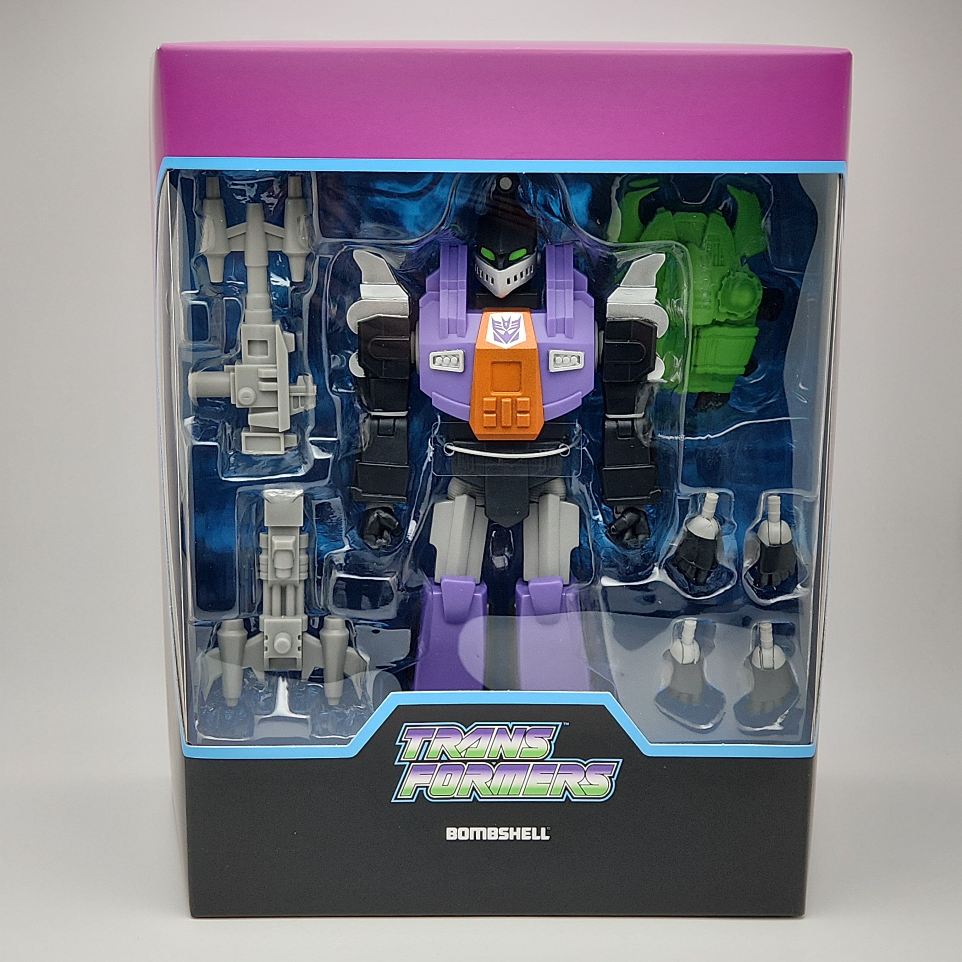 Super7 Ultimates- Transformers Decepticon: Bombshell – Ten2SixToys